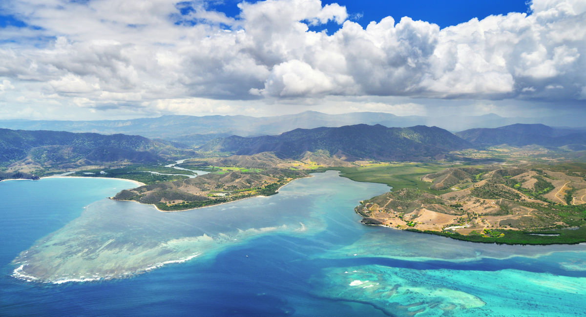 Helping New Caledonia’s coral reefs survive climate change - Great ...